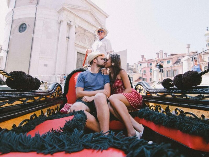 Private Gondola Experience: Discover Venices Waterways - Detailed Breakdown of the Experience