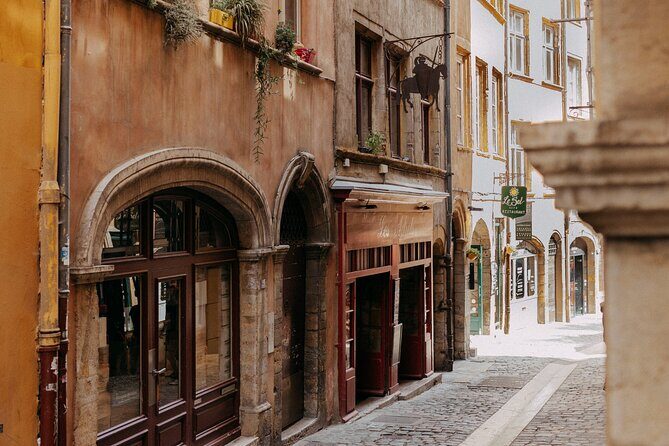 Private Gourmet walking tour of Lyon and Les Halles Paul Bocuse - The Sum Up