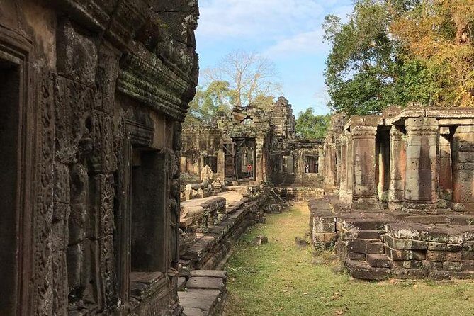 Private: Grand Circuit Full Day Tour Sunset at Bakeng Mountain - Final Thoughts: Is This Tour Right for You?