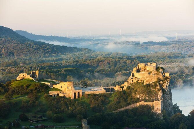 Private Grand City Tour in Bratislava with Devin Castle - Key Points