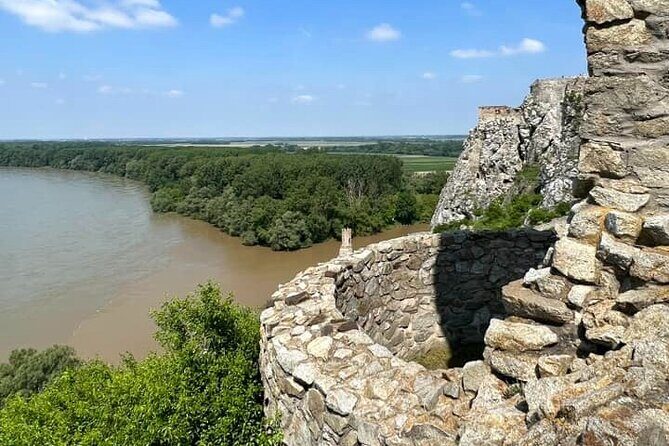 Private Grand City Tour in Bratislava with Devin Castle - The Experience in Perspective