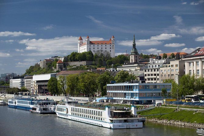 Private Grand City Tour in Bratislava with Devin Castle - FAQ