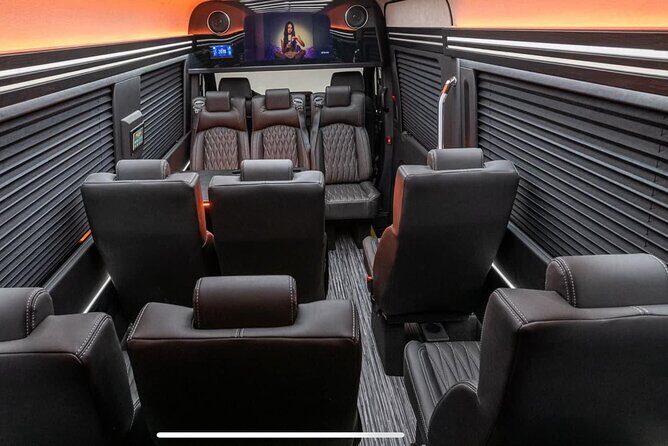 Private Group Transportation To or From Miami Airport - An In-Depth Look at Miami VIP Limo & Car Service