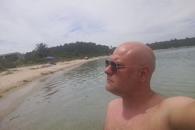 (Private group)Swimming and relax in beautiful beaches. - Who Should Consider This Tour?