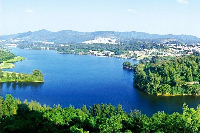 Private Guangzhou Best Day Tour with Canton Tower, Baiyun Mountain and More - Discovering Guangzhou: What to Expect on This Tour