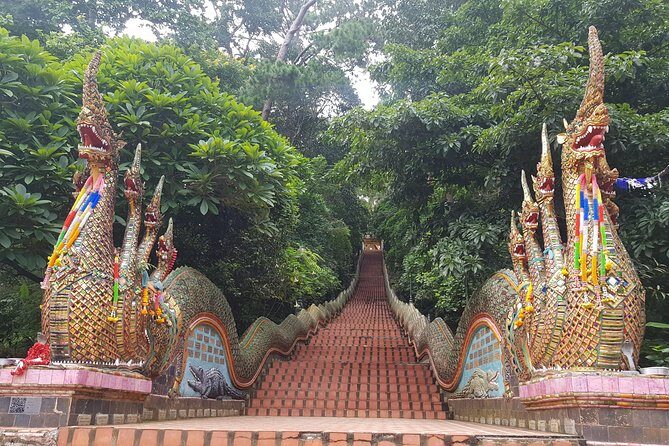 Private Guide: Doi Suthep and Wat Pha Lat Tour - Key Points