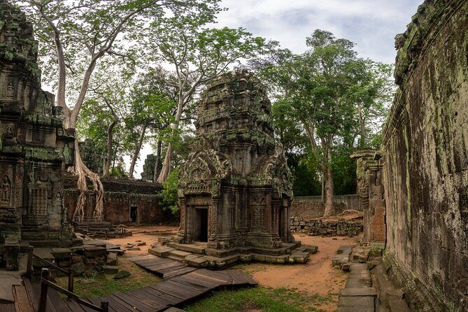 Private Guided Angkor Sunrise Half Day Tour with 3 Main Temples - A Closer Look at the Experience