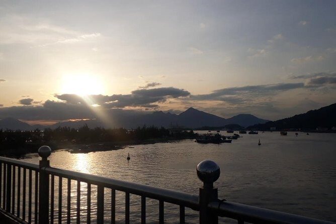 Private Guided Day Tour Ba Na Hills Golden Hands Bridge Sunset - Who Should Consider This Tour?