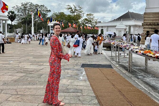 Private Guided Day Tour in Anuradhapura By Lucky - Key Points