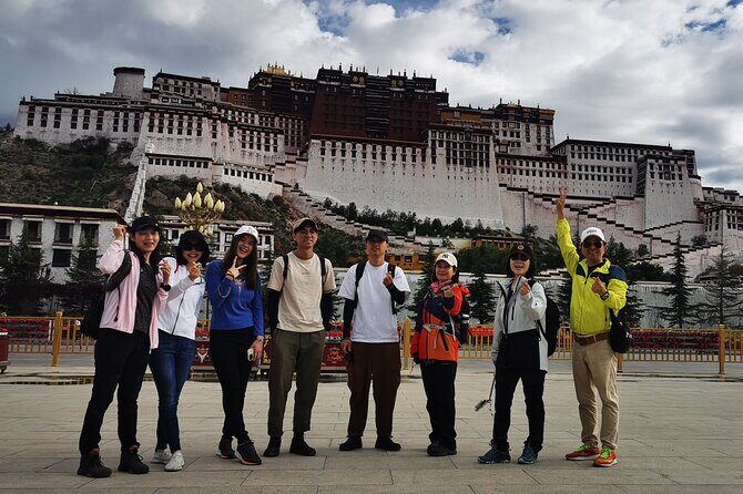 Private Guided Day Tour Potala Palace and Sera Monastery - Detailed Breakdown of the Itinerary
