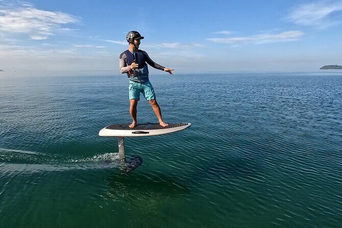 Private Guided E-Foil Experience in Tanjung Aru Beach - The Setting: Tanjung Aru Beach