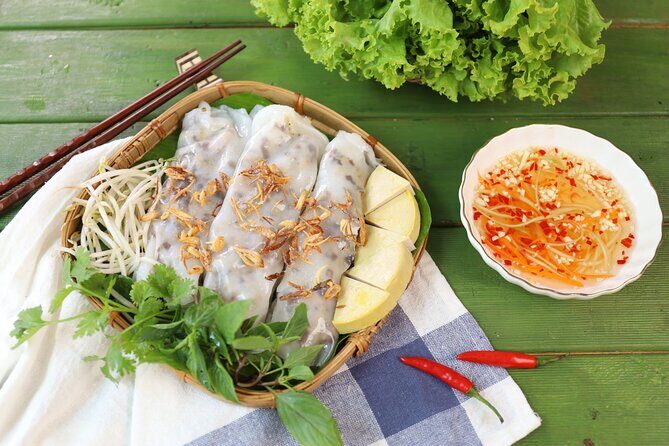 Private Guided Food Walking Tour in Hanoi - What Others Say