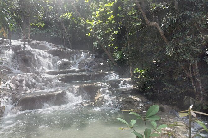 Private Guided Group Full-Day Water Tour fr Kingston to Portland - The Experience: Authenticity and Personal Touches