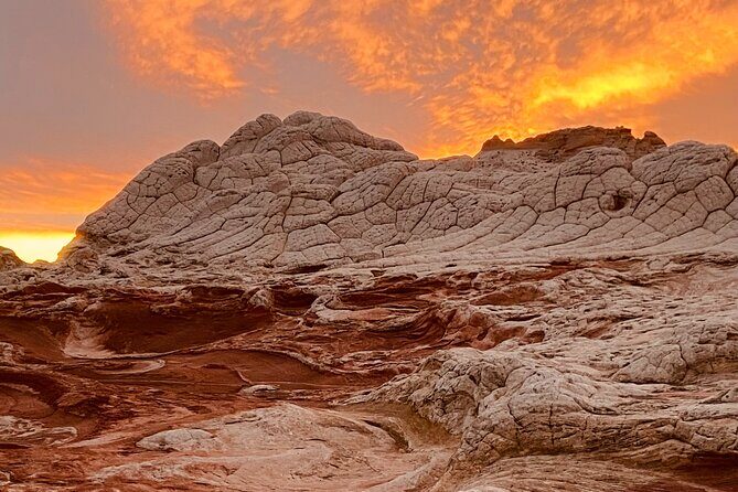 Private Guided Hike through White Pocket Off Road Activity - Cancellation and Flexibility