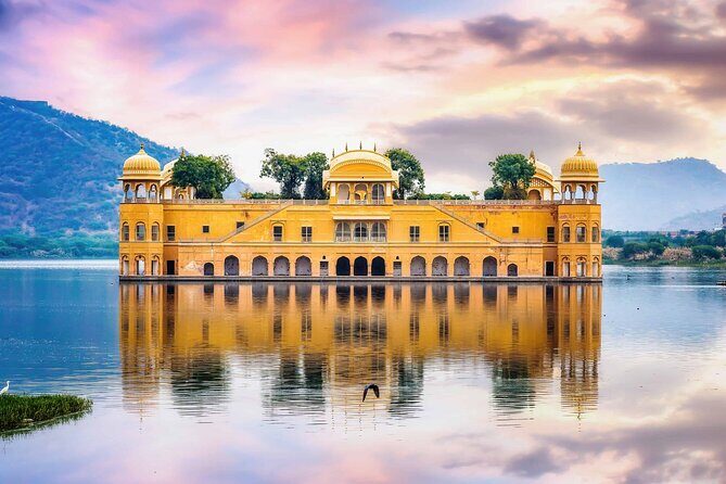 Private Guided Jaipur Tour: Amber Fort,City Palace, Water Palace - Overview of the Jaipur Private Guided Tour