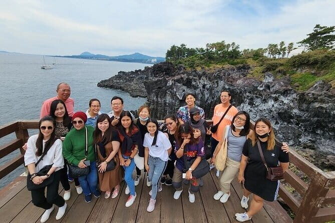 Private Guided Jeju Tour with Taxi and Van - Key Points