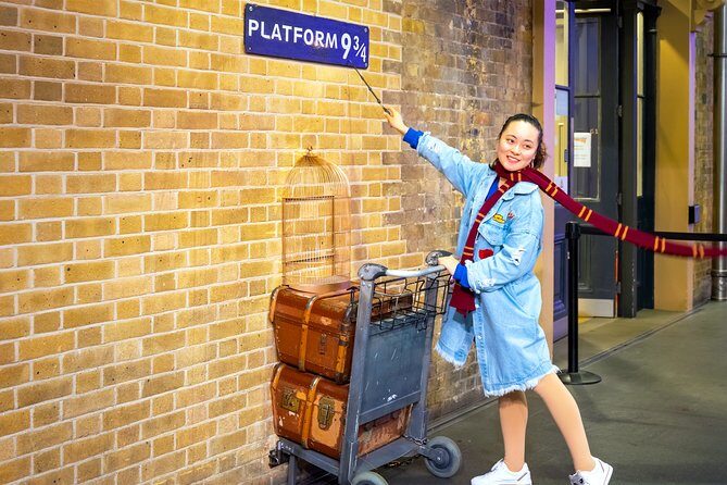 Private Guided London Black Cab Harry Potter Tour - Exploring the Harry Potter World in London