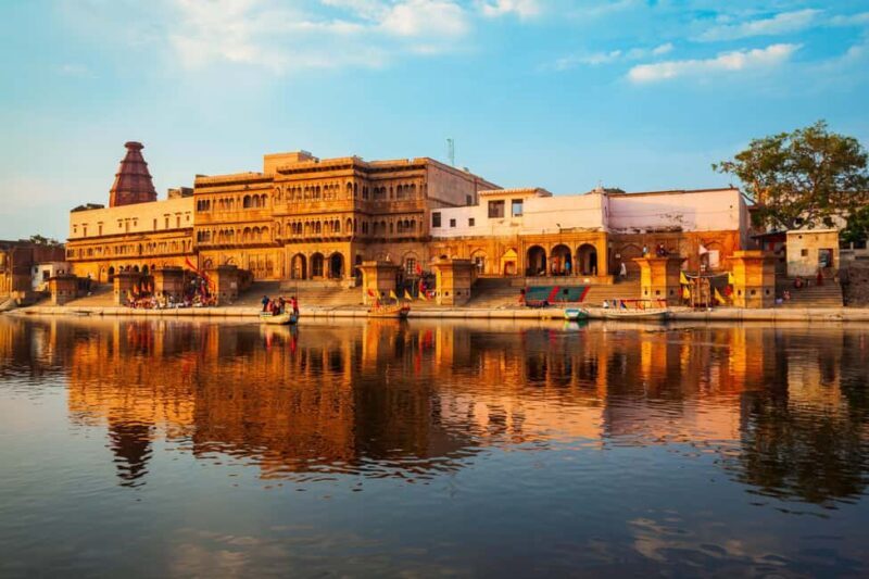 Private Guided Mathura & Vrindavan Tour by Car from Delhi - Who Should Consider This Tour?