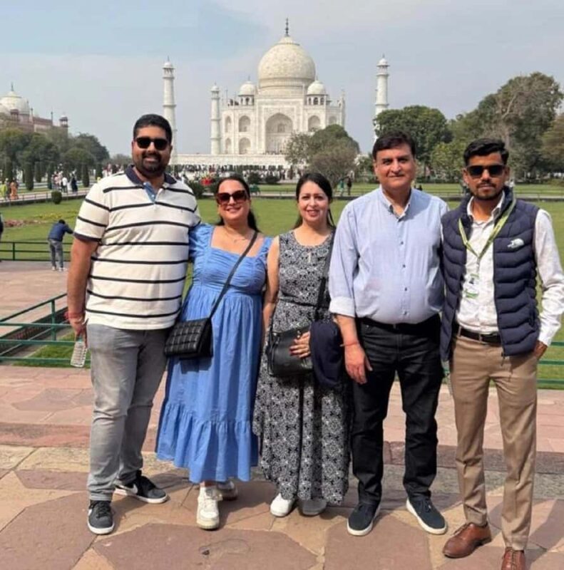 Private Guided Taj Mahal Tour w/ Skip The Line Entry Ticket - Key Points