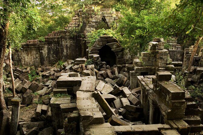 Private Guided Tour from Siem Reap to Beng Mealea Temple - The Jungle and the Ruins – An Awe-Inspiring Sight