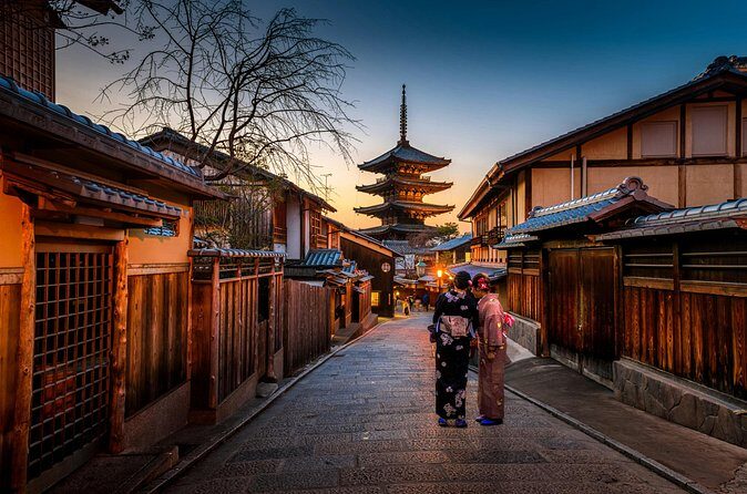Private Guided Tour from Tokyo to Kyoto - The Price and Its Value