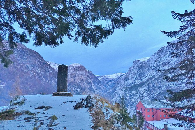 PRIVATE GUIDED TOUR: Norway's Highlights  Viking Special, 11-12 hours  WINTER - The Sum Up