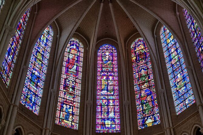 Private Guided Tour of Chartres Cathedral - Analyzing the Value