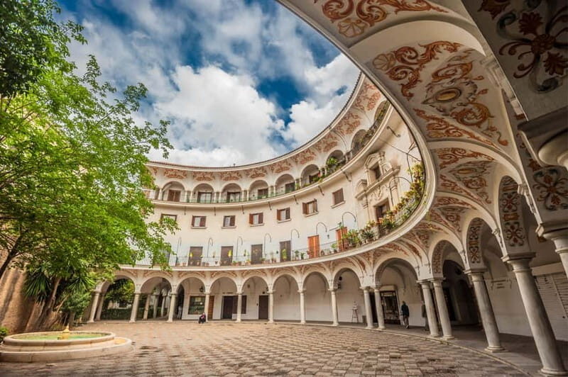 Private Guided Tour of Complete Seville and Jewish Quarter - Key Points