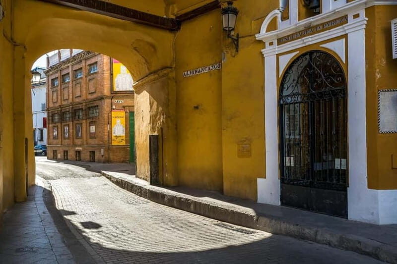 Private Guided Tour of Complete Seville and Jewish Quarter - Authenticity and Reviews