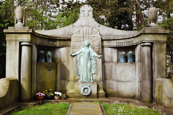Private guided tour of the historic south cemetery in Leipzig - FAQ
