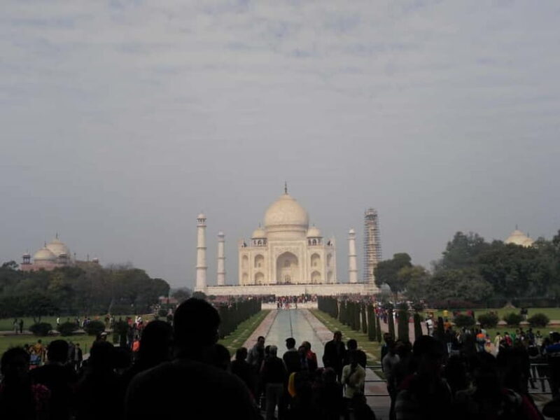 Private Guided Tour Tajmahal and Agra Fort from New Delhi - Key Points