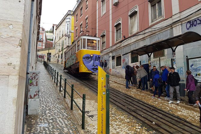 Private guided tour to 7 Colinas and Belém in an electric Tuk Tuk with 4.5 hours. - Exploring Lisbon: A Deep Dive into the Electric Tuk-Tuk Experience