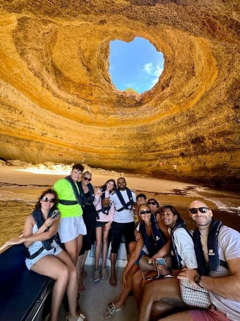Private guided tour to Algarve,Benagil cave from Lisbon - Key Points