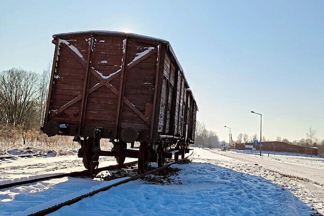Private Guided Tour to Auschwitz & Birkenau from Krakow - The Auschwitz Camp Commandant’s Residence: Legionów 88