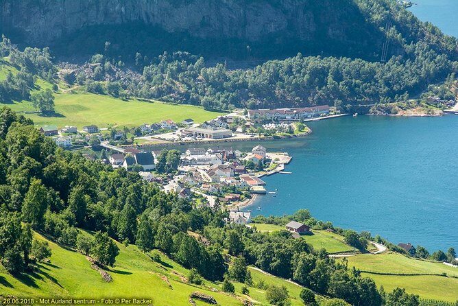 Private guided tour to Oslo - Nærøyfjord Cruise & Flåm Railway - Venturing into Hallingskarvet National Park