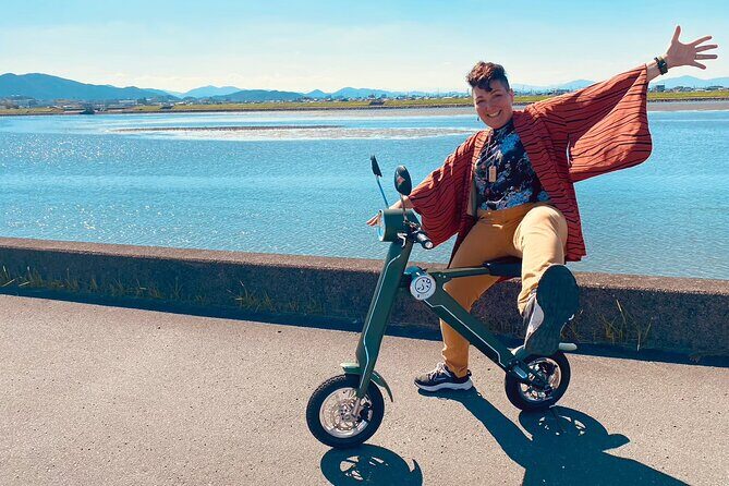 Private Guided Tour with a Rental Electric Bike or Tuktuk in Ise - Key Points