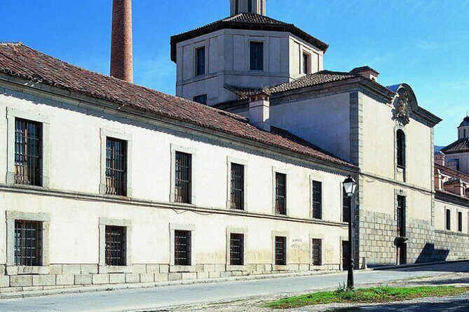Private Guided Tour with Admission to La Granja and Fabrica de Vidrio - FAQ