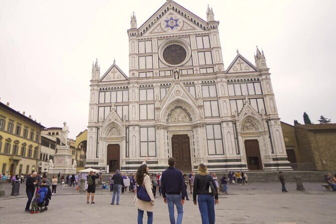 Private Guided Visit Florence's Santa Croce Basilica and Ancient Leather School - The Sum Up