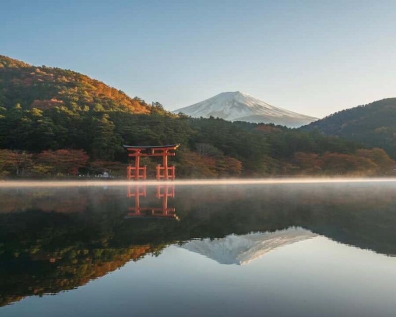 Private Hakone Day Escape from Tokyo with Scenic Stops - Lunch and Local Flavors