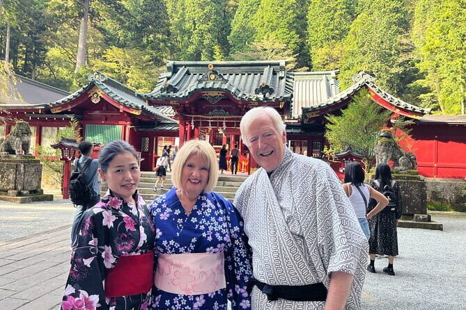 Private Hakone Kimono costume Photo Tour with Hotel Pick-up - Exploring Hakone in a Kimono: A Unique Photo Tour Experience
