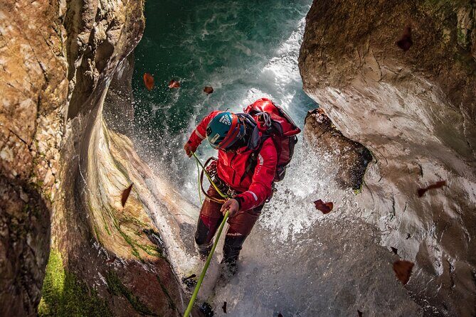 Private Half Day Canyoning Tour in Gordona - Key Points