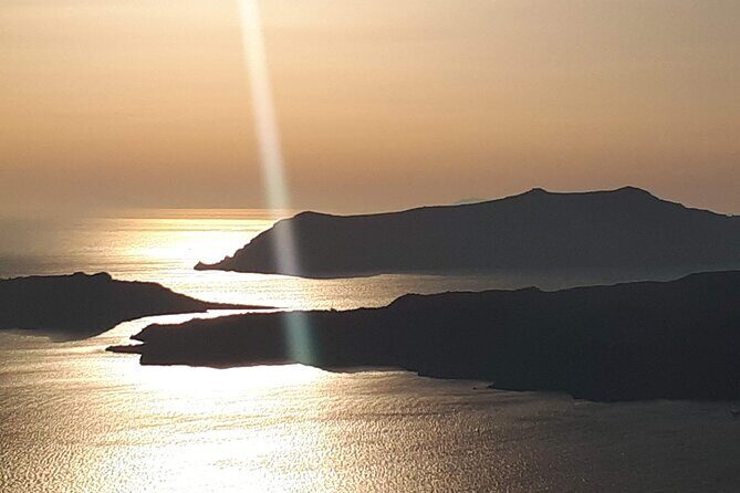 Private Half Day Guided Tour Visit to Santorini - Discovering Santorini in Style and Comfort