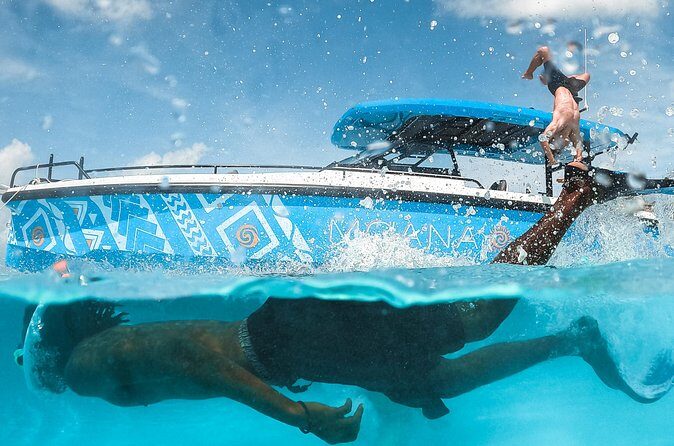 Private Half Day Luxury Snorkeling Charter - Food, Drinks, and Extra Touches