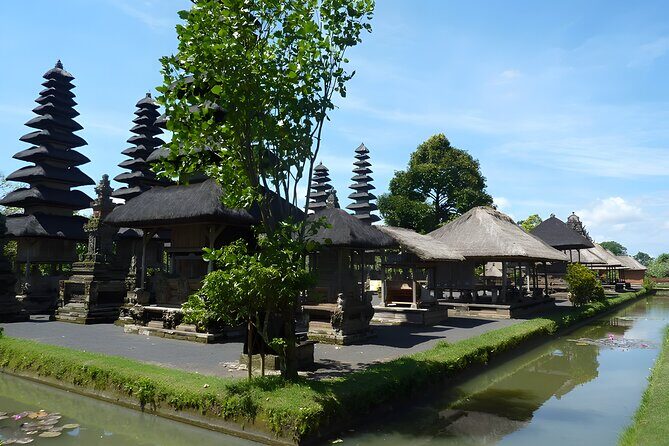 Private Half-Day Tour: Tanah Lot Sunset Tour with Dinner Packages - Authenticity and Value: What Do Travelers Say?