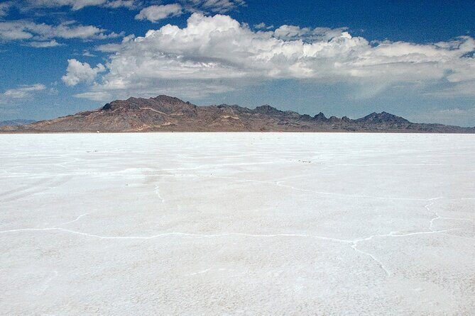 Private Half-Day tour to Bonneville Salt Flats - An In-Depth Look at the Experience