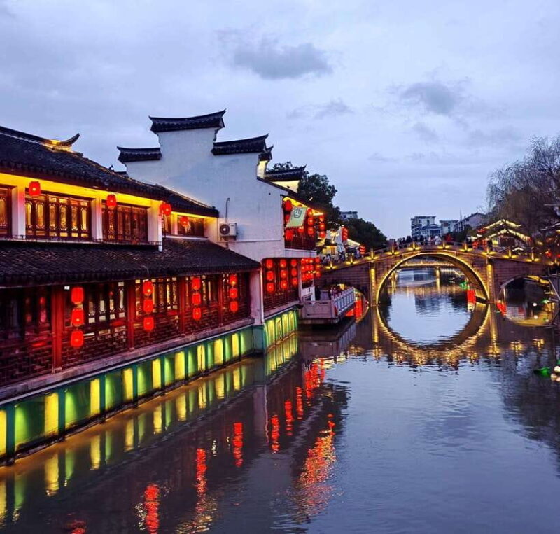 Private Half -Day Tour to Qibao Ancient Water Town - Exploring the Charm of Qibao: A Private Half-Day Tour in Shanghai