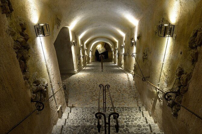 Private Half Day Tour with Wine Tasting in Santorini - Transportation & Comfort