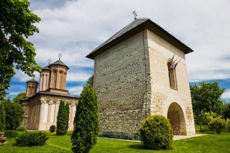 Private Half Day Trip to Snagov Monastery & Mogosoaia - First Stop: Snagov Monastery