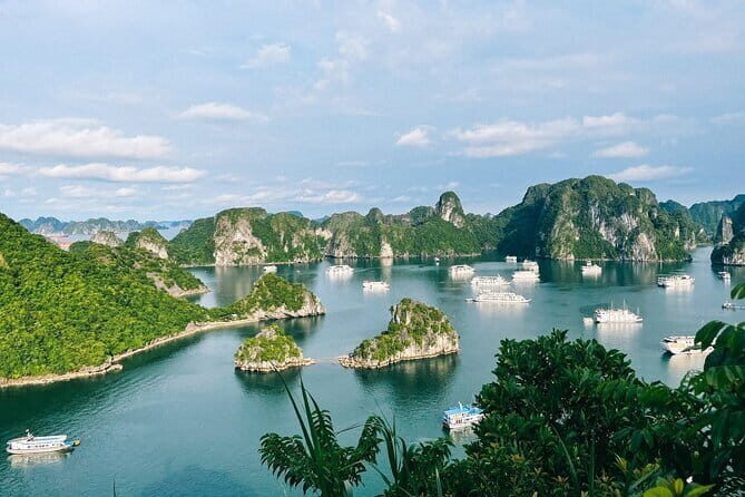 Private Halong Bay One Day Tour with Cave, Kayaking, Bamboo Boat - Key Points