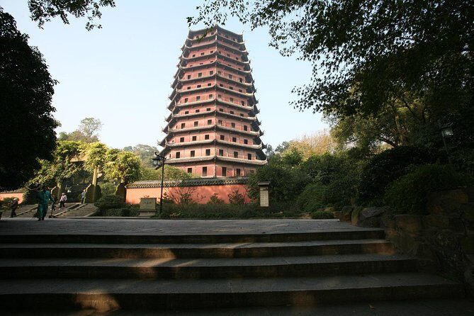 Private Hangzhou Day Tour to West Lake, Lingyin Temple, Tea Village, Old Pagoda - FAQ